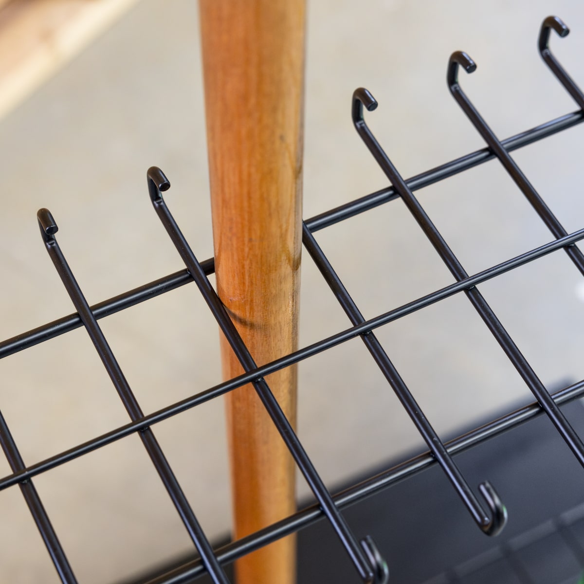 Shovel Shuttle, Rolling Garden Tool Organizer, Shovel, Rake, Clippers ...