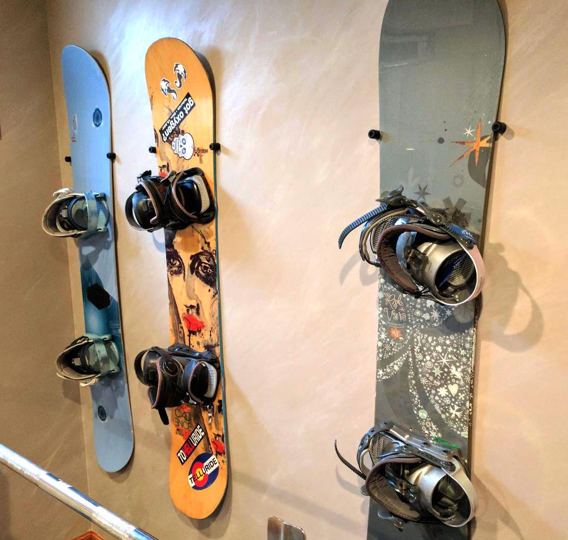 The Cinch Snowboard Display | Floating Rack | 2 Boards – StoreYourBoard